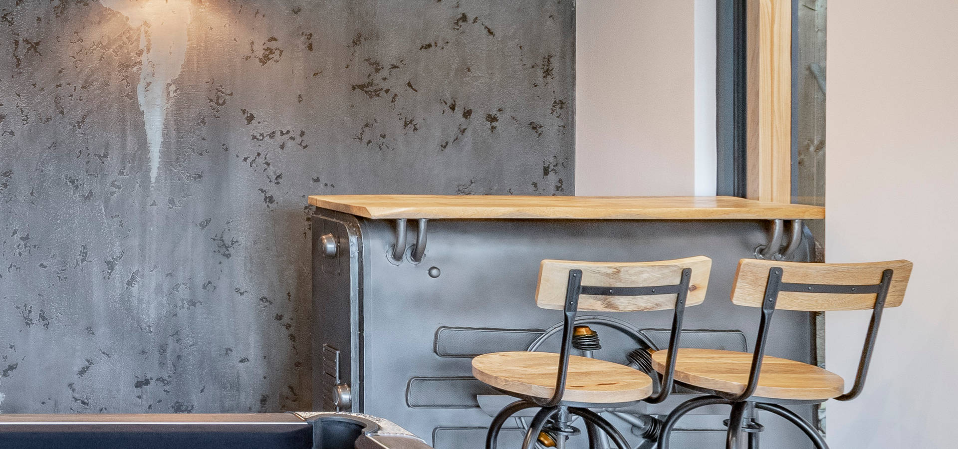 Grey Venetian Plaster Feature Wall In Barbershop | homify