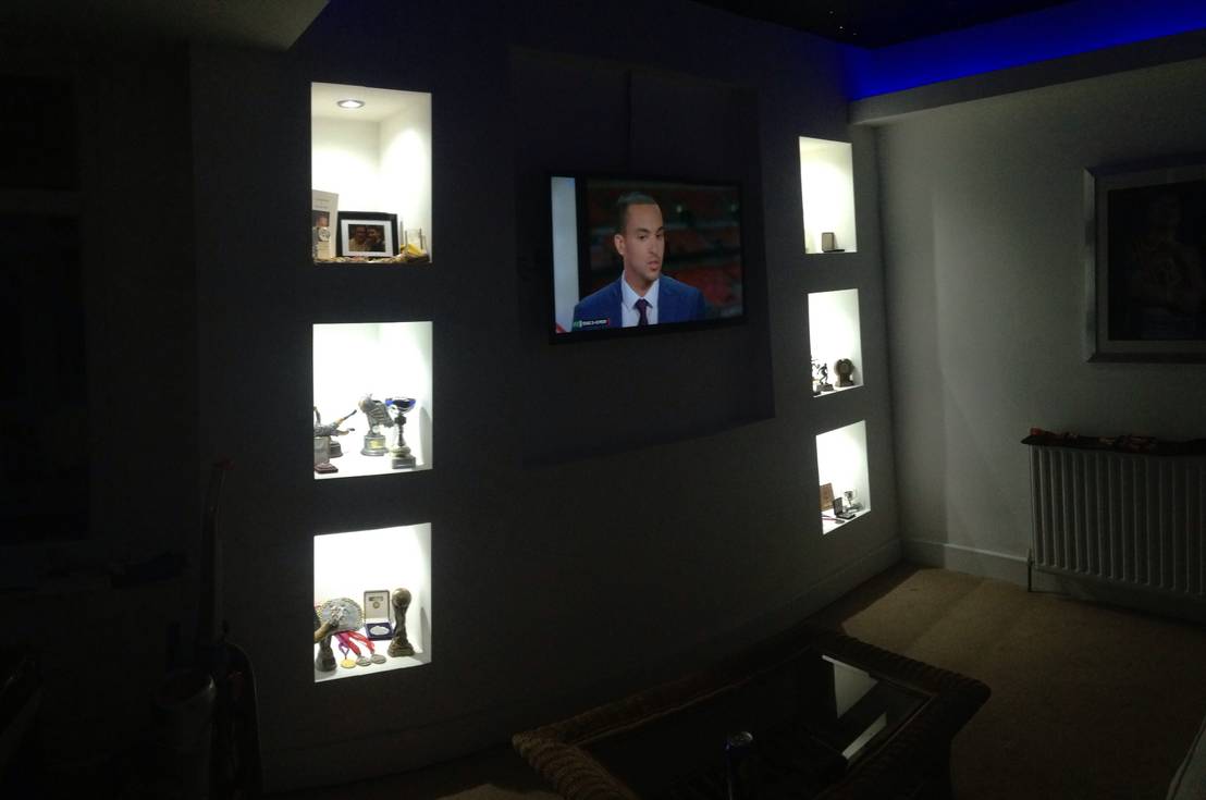 Starlight ceiling in 'movie room' | homify