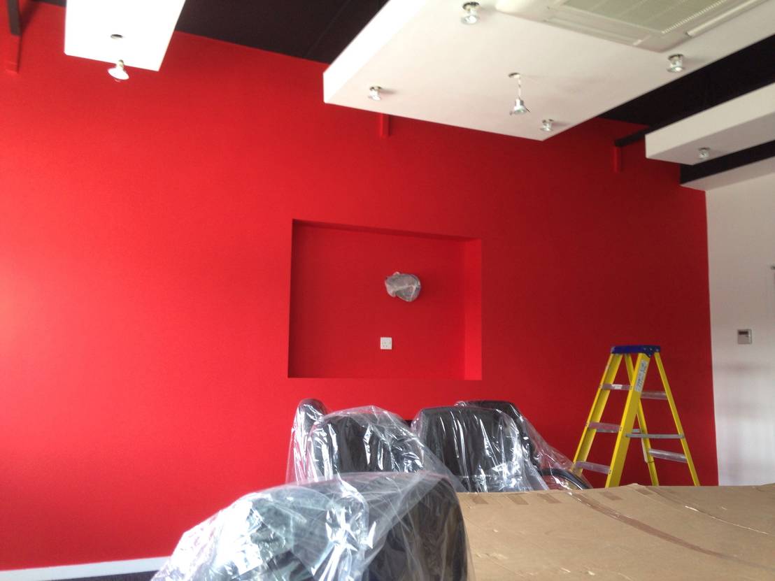 Meeting room with 'floating ceiling' rafts | homify