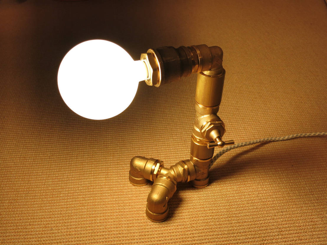 FreeDesign Messing Lampe | homify