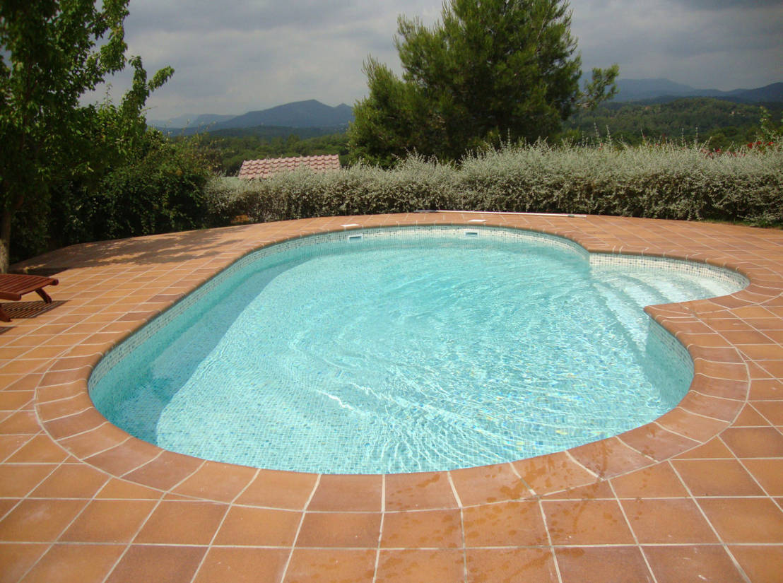 Piscina color Persia Arena RENOLIT ALKORPLAN3000 | homify