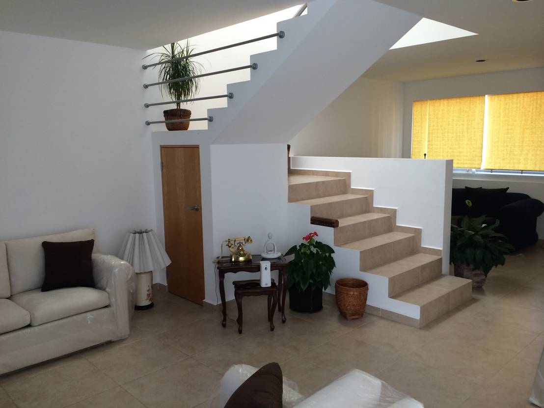 15 diseños de barandales para que tu escalera se vea segura y moderna