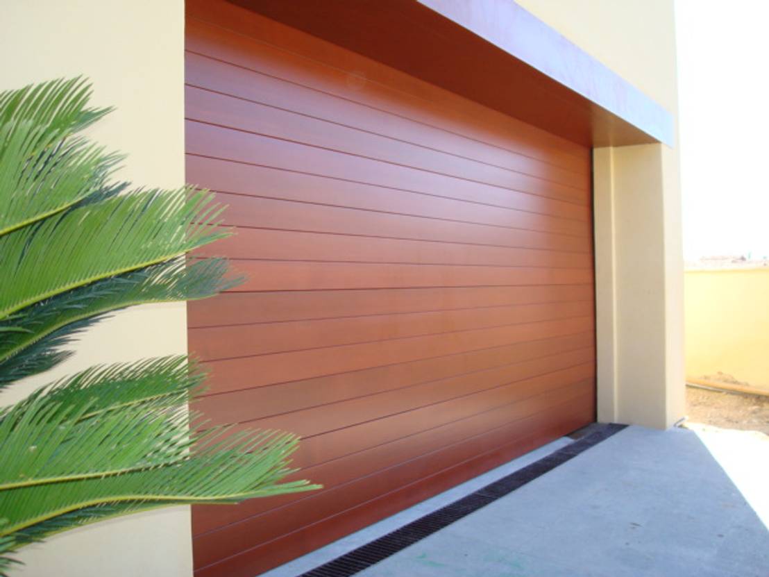 Puerta madera Cedro Odorata. | homify