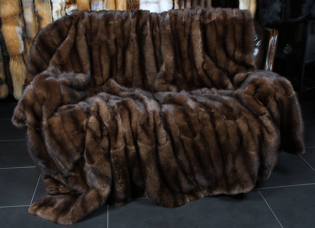Edle Pelzdecke aus hochwertigen Bargusin Zobeln | homify