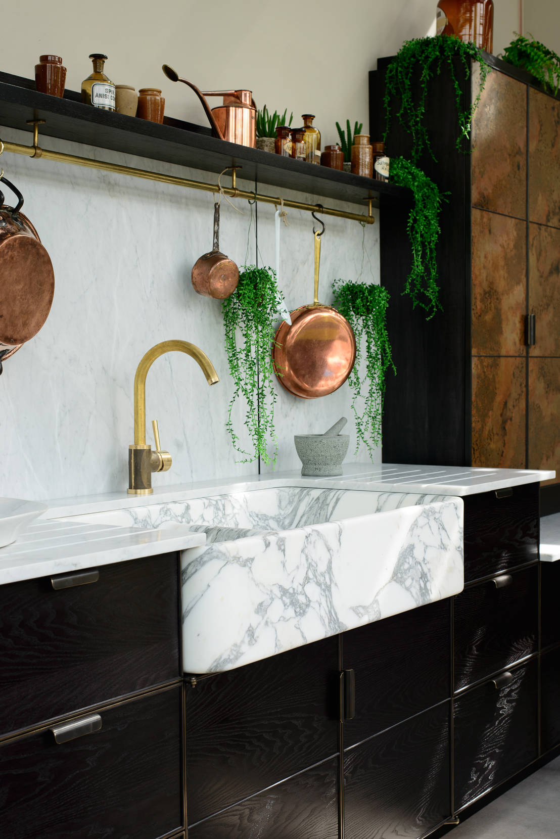 The "elemental" Kitchen by Charlie Smallbone and deVOL | homify