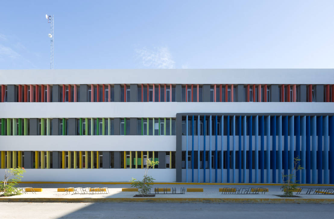 britt academy playa del carmen de Daniel Cota Arquitectura | Despacho ...