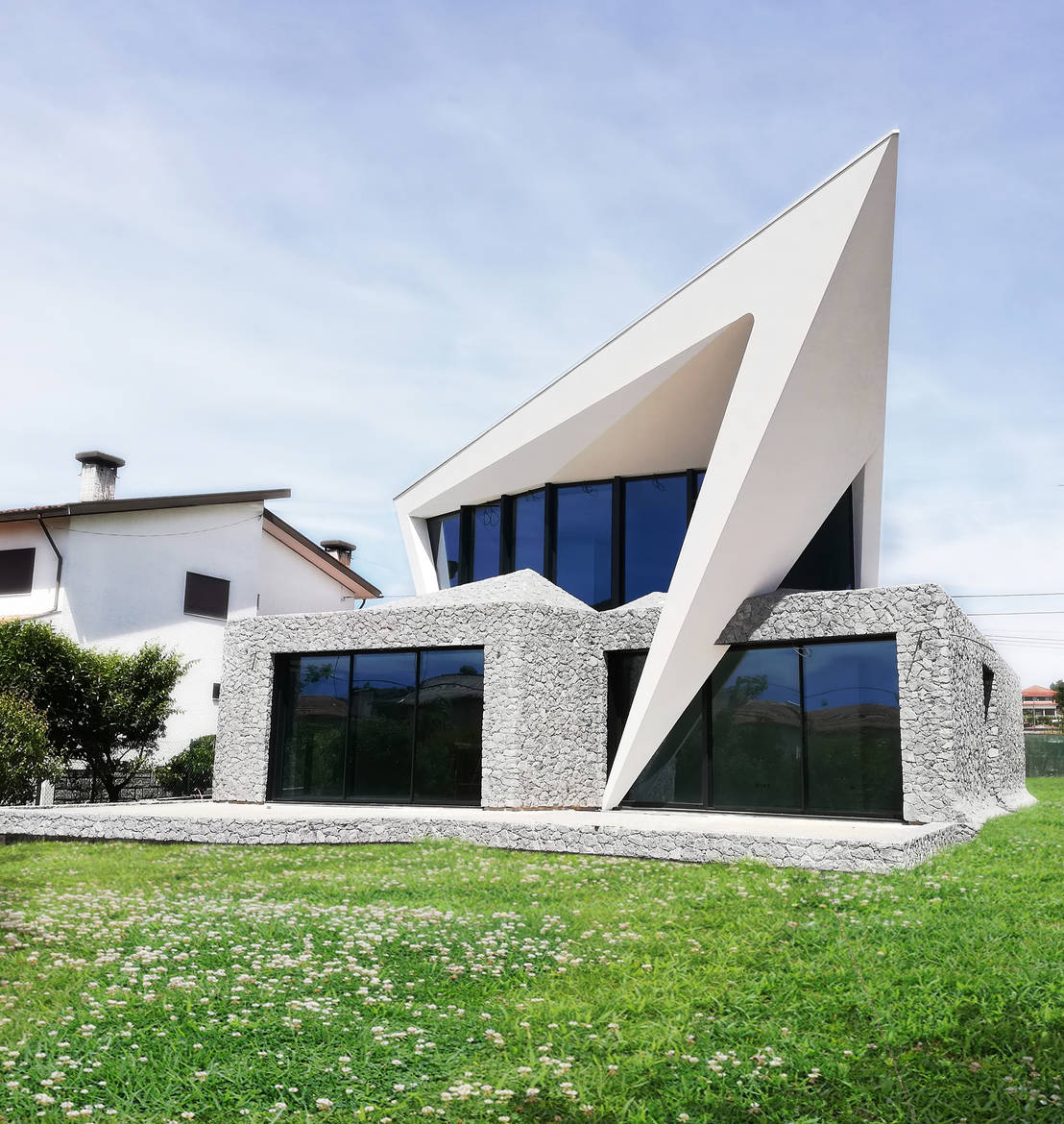 Habitação Unifamiliar Isolada T4 - o Tempo e a Sensação | homify