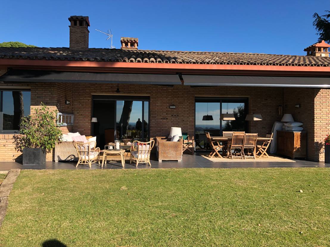 El Antes y Después de esta Vivienda con 4 pequeños salones y chimenea ...