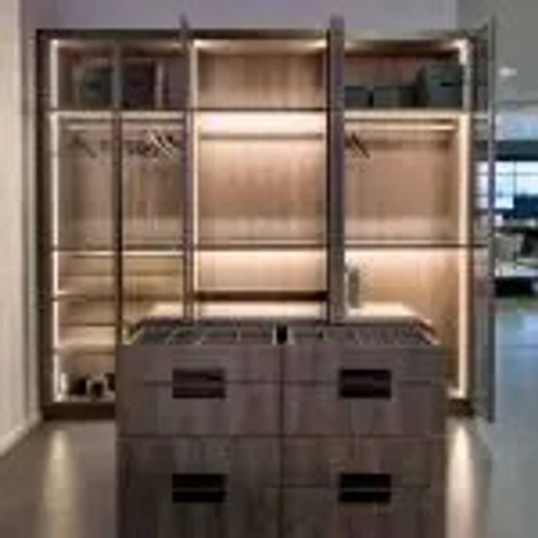 LINEAR GLASS WARDROBE- SWISS COTTAGE | homify
