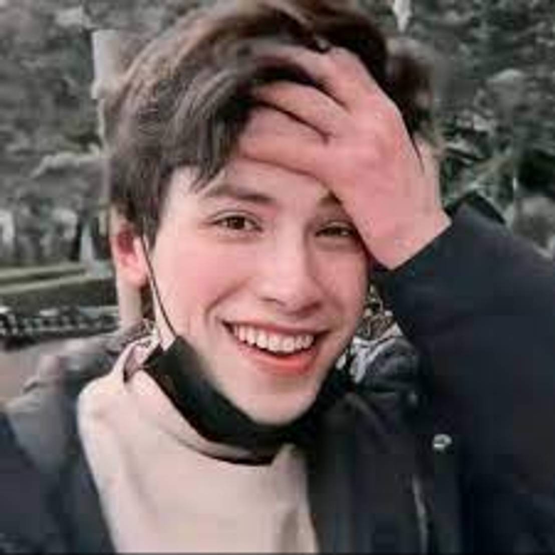 How tall is georgenotfound | homify