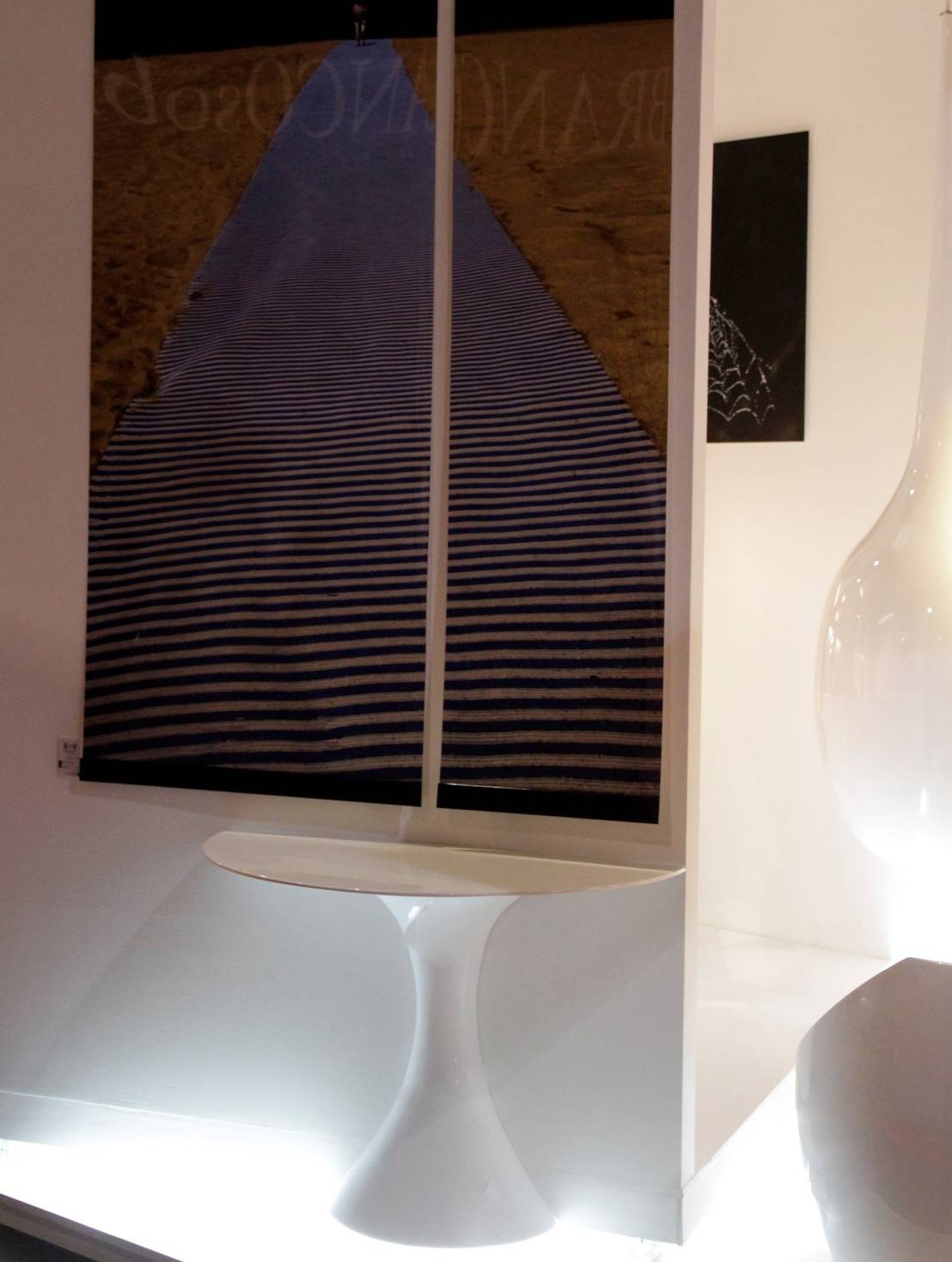 Half Memmo Table | homify