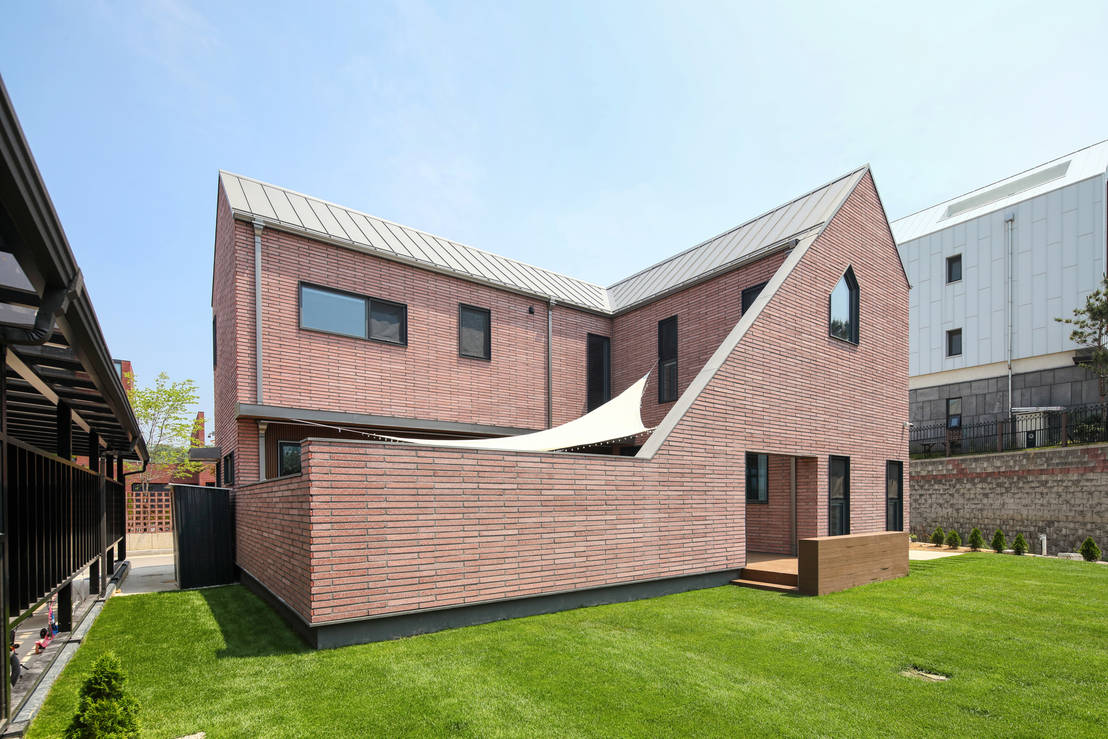 광주 수완동 두마당집 (중정주택) | 호미파이 & homify