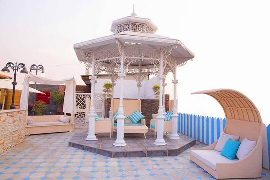 How to elevate the look of a terrace with home décor fabrics | homify