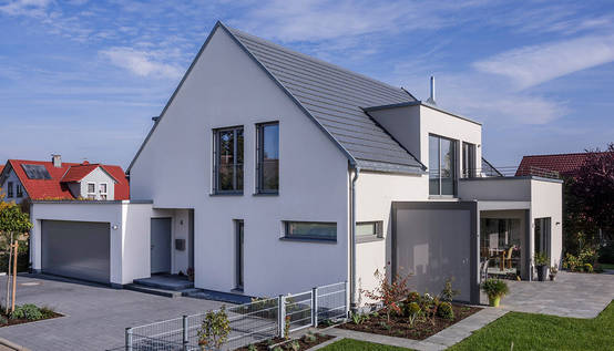 Découvrez une maison familiale simple et moderne | homify