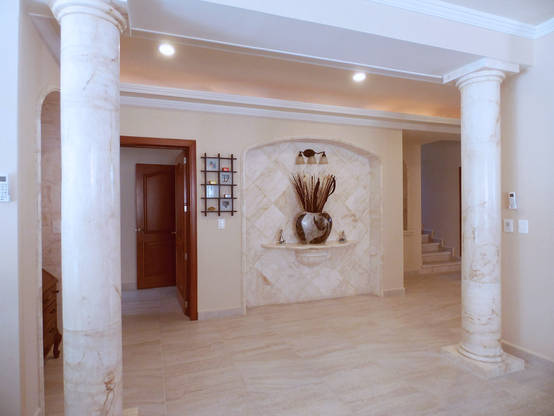 11 ideas to cover the walls of the entrance of your house | homify