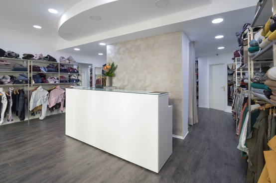 Remodelação de interiores em loja de roupa, em Lisboa | homify
