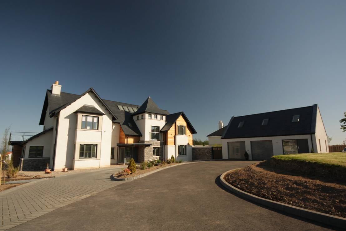 An estate home with wow factor