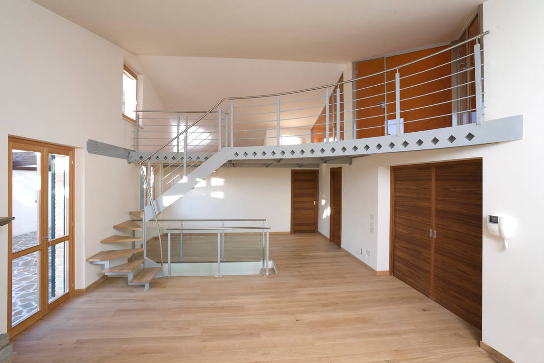 Soppalco in acciaio, legno e vetro verniciato di fasedesign | homify