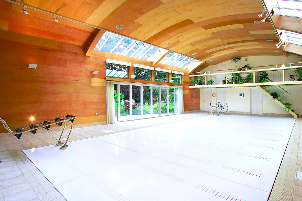 Concert hall moving floor pool, london swimming pool company | homify