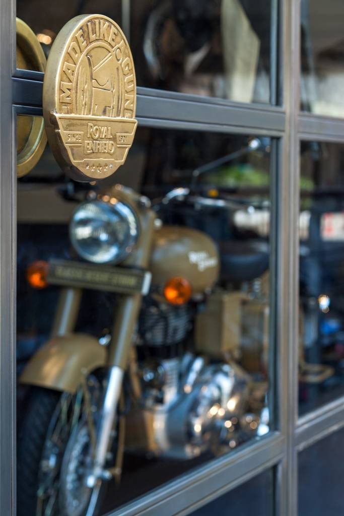 Royal enfield , studio lotus | homify