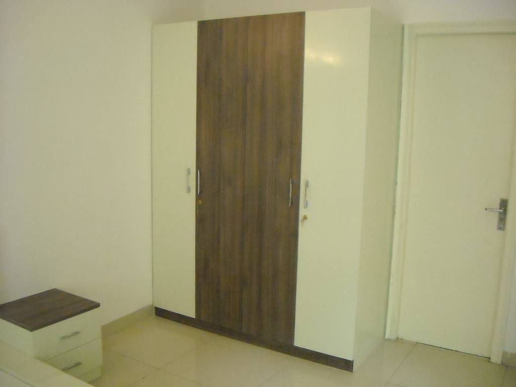 Combination of laminate & duco paint | homify