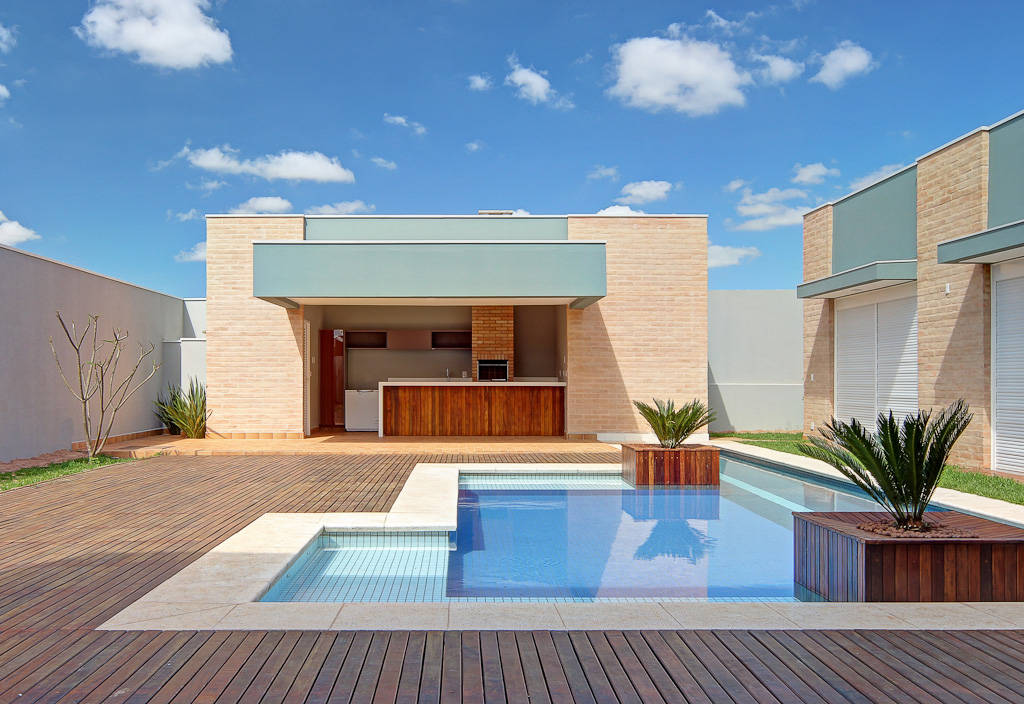 Piscina e espaço gourmet volf arquitetura & design piscinas modernas ...