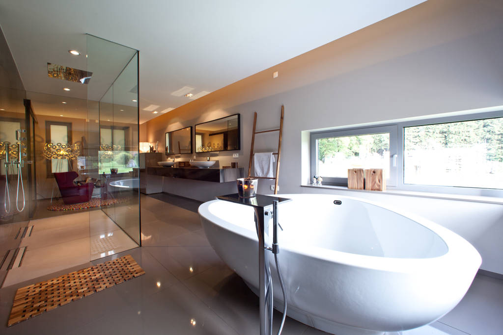 Traumbad mit ambiente, marmor radermacher | homify