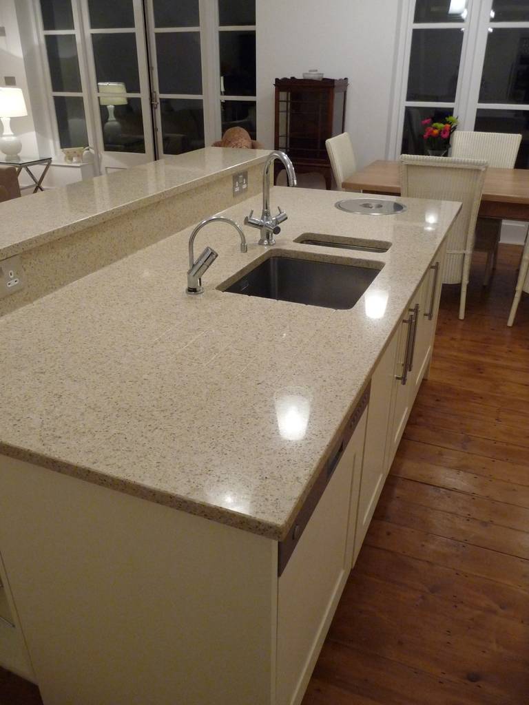 Silestone ivory coast / bamboo quartz worktops | homify