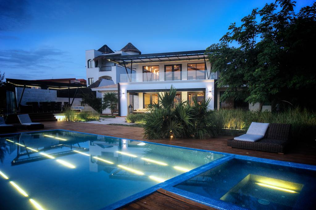 Casa sdlv sanzpont [arquitectura] albercas modernas | homify