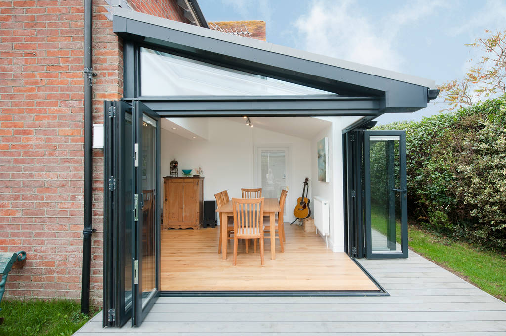 Bi folding door with floating corner post design | homify