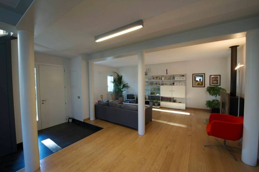 Lda_ps1: un gioco di cromatismi e materiali per un ambiente luminoso ed elegante., laboratorio ...