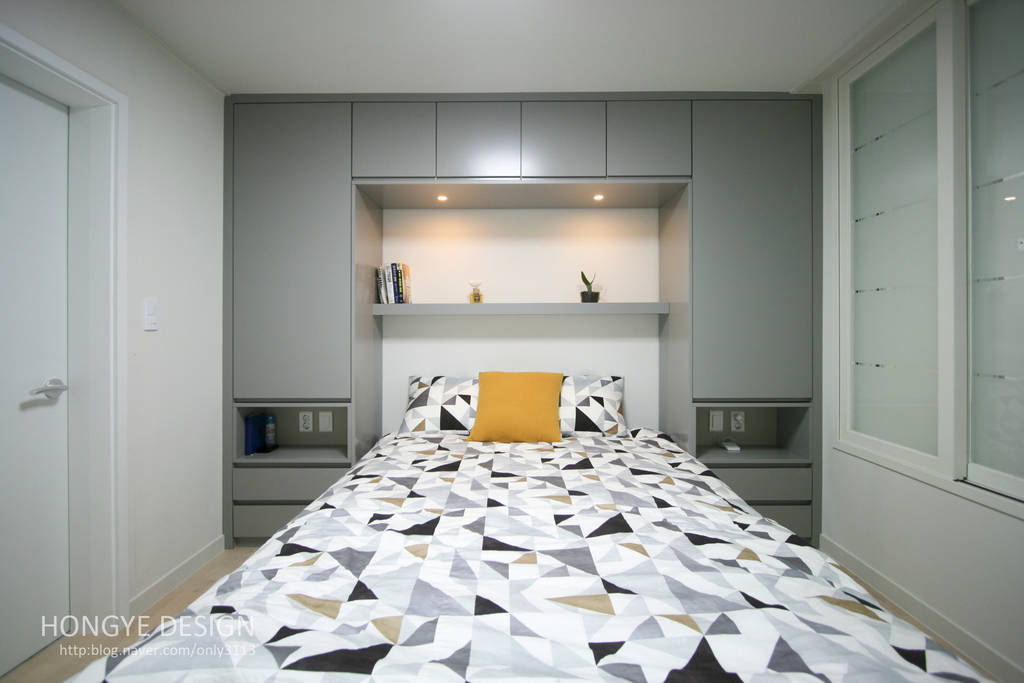 거실의 서재화 , 은혜로운 집 _ 25py, 홍예디자인 | 호미파이 & homify