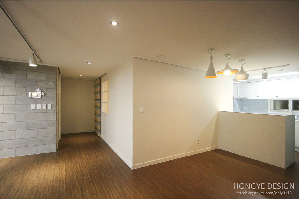 쌍둥이 딸과 부부가 함께 사는 보금자리_32py, 홍예디자인 | 호미파이 & homify