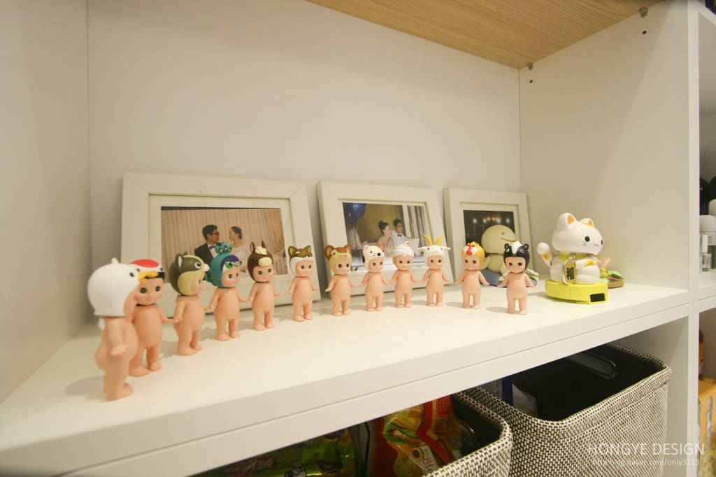 반짝이는 드레스룸과 대면형 주방인테리어_30py, 홍예디자인 | 호미파이 & homify