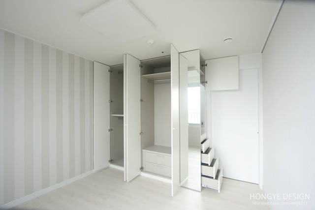 아파트 발코니에 아이들의 물놀이장을 _ 33py, 홍예디자인 | 호미파이 & homify