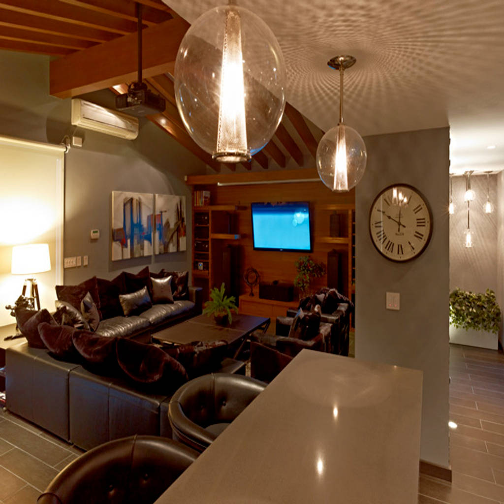 Sala de tv y area de bar | homify