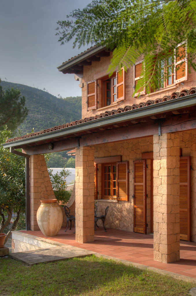 Casas rústicas de emilio rescigno - fotografia immobiliare rústico | homify