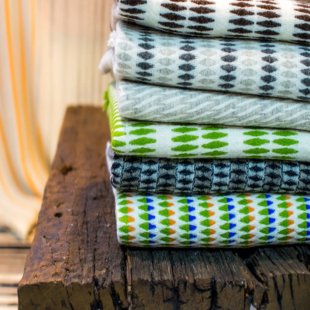 Natürliche wohntextilien für einen scandi-look, baltic design shop | homify