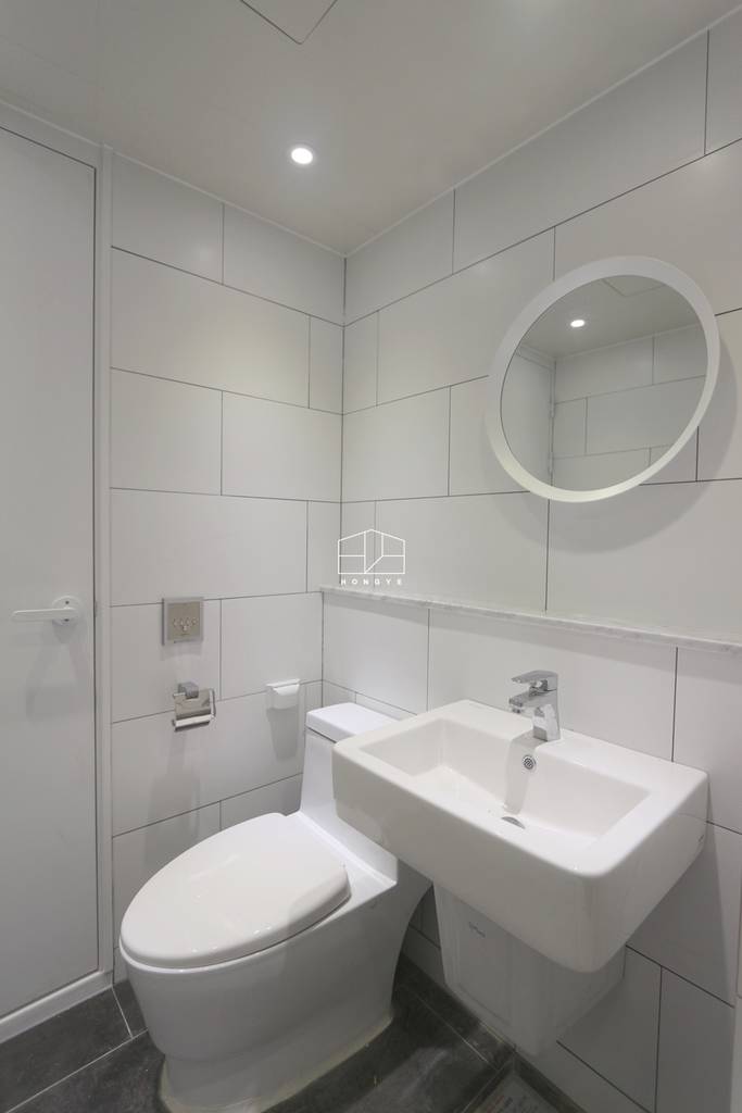 따뜻하고 내추럴한 무드의 32py 아파트 인테리어, 홍예디자인 | 호미파이 & homify