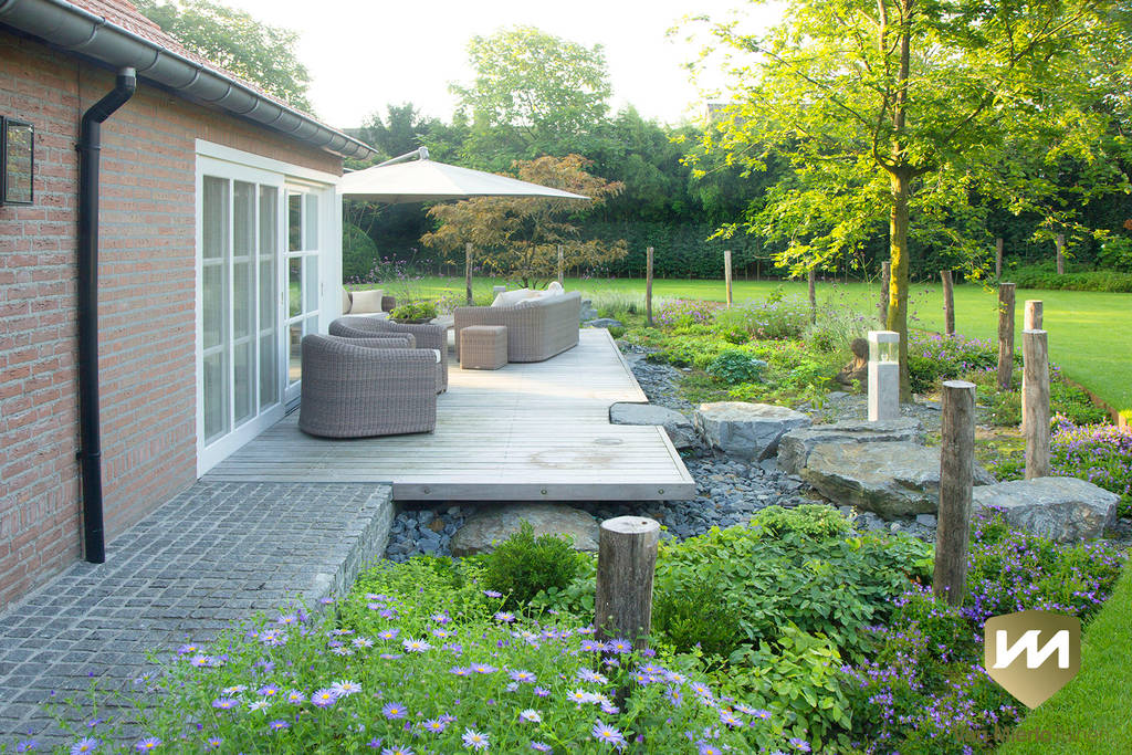 Landelijke achtertuin met stoer paviljoen, van mierlo tuinen ...