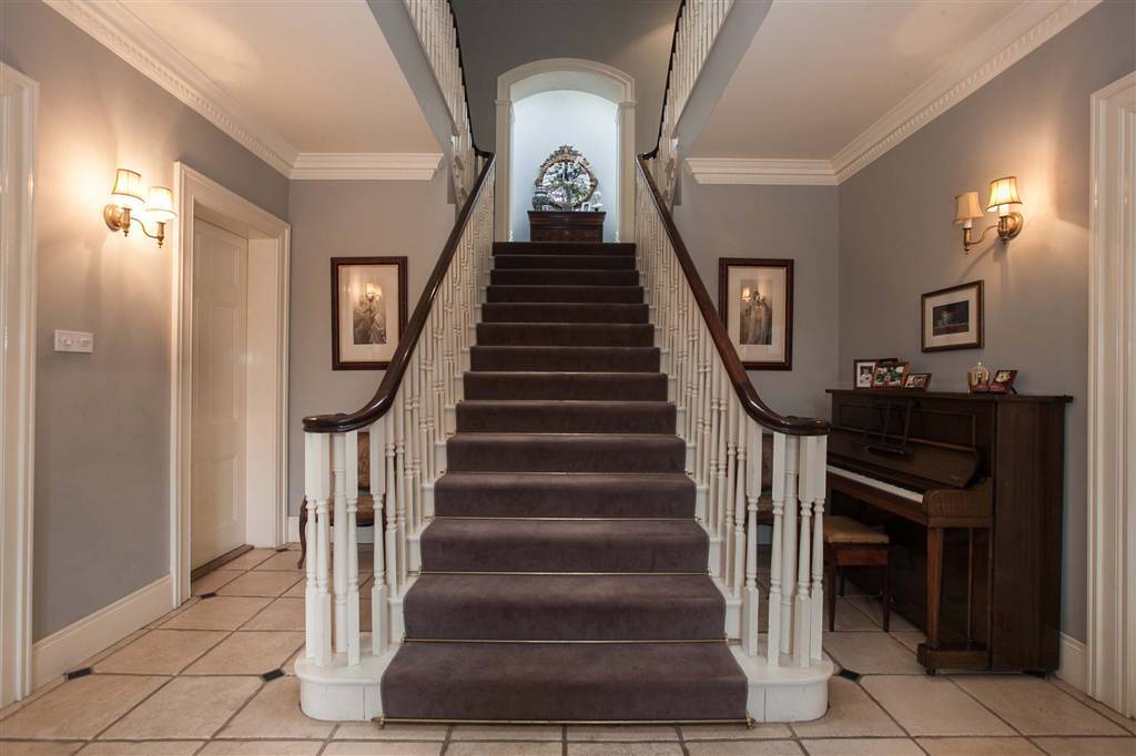 Classical neo-georgian country house with stone coach house, courtyard ...