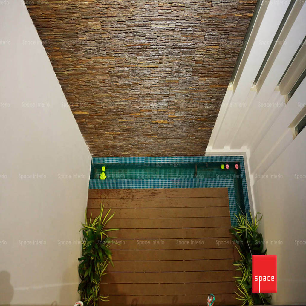 Living area with waterbody | homify