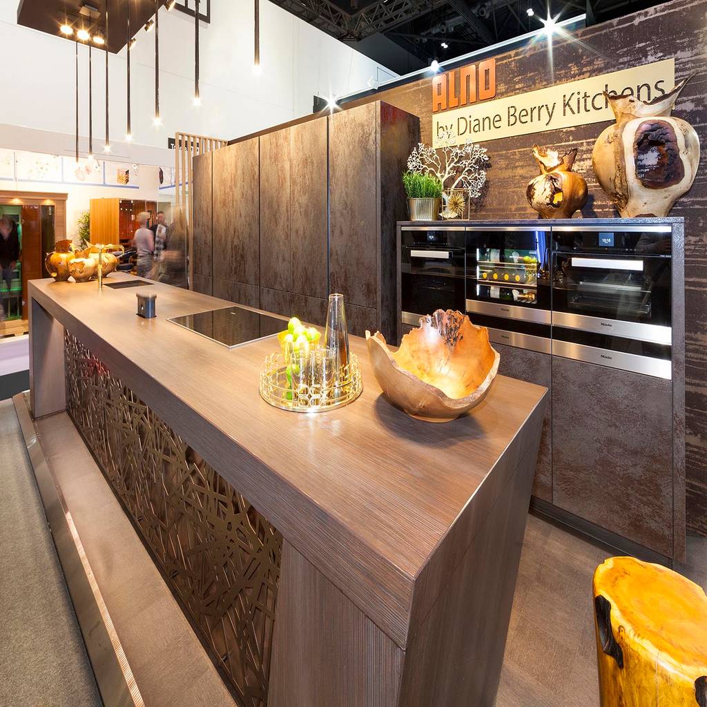 Laser cut screens—kitchen island—network design | homify