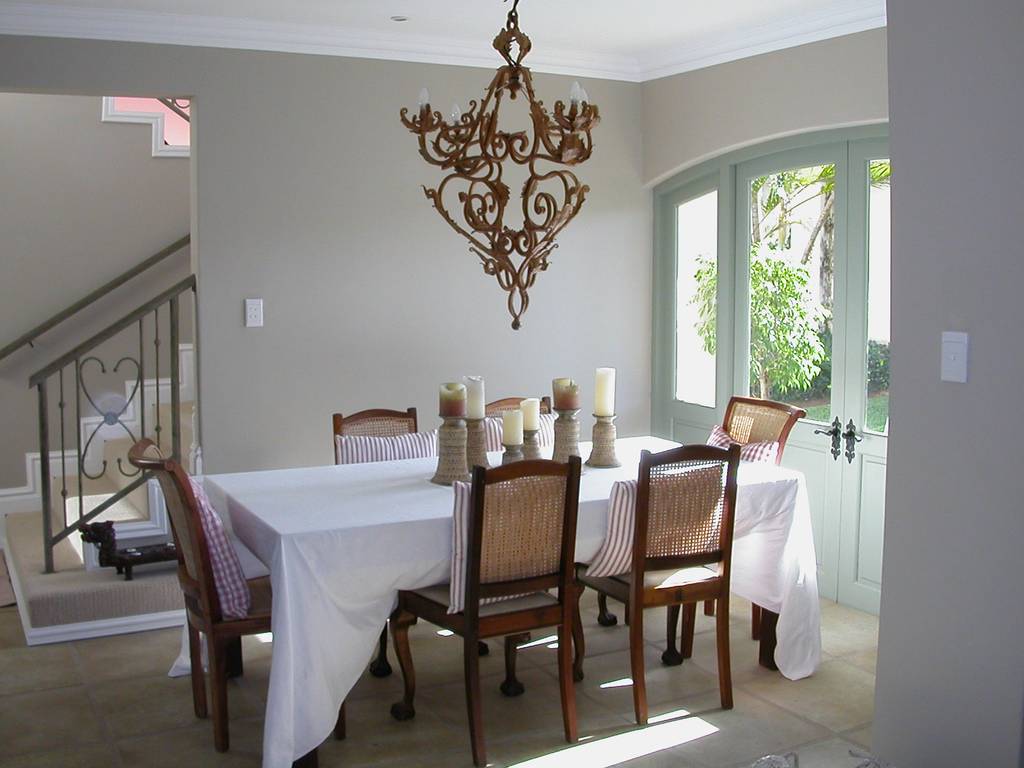 French style dining room. | homify