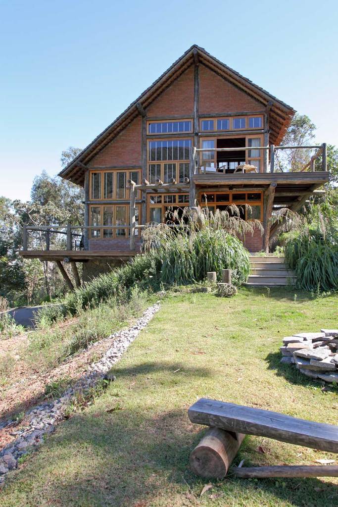 Chalé trivelato, atibaia-sp casas rústicas por scali & mendes ...