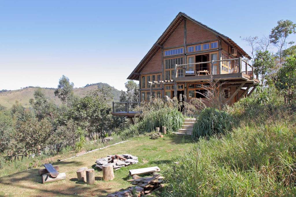 Chalé trivelato, atibaia-sp casas rústicas por scali & mendes ...