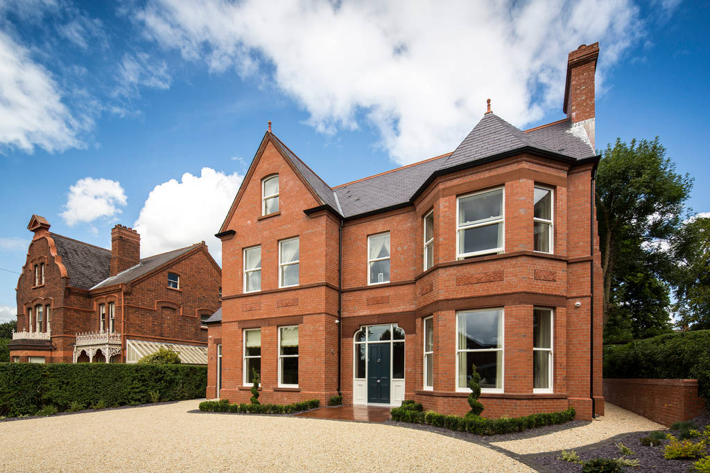 New build replica home set in conservation area, des ewing residential ...