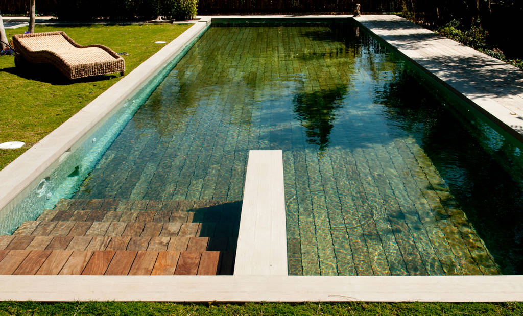 Wood deck covered movable floor, agor engineering | homify