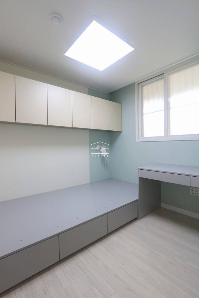 심플하면서도 따뜻한 느낌의 아파트 인테리어_25py, 홍예디자인 | 호미파이 & homify