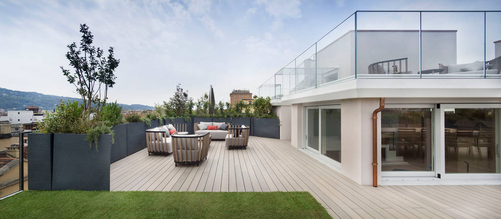 Déco per la residenza lagrange12 a torino: terrazza in stile di déco ...